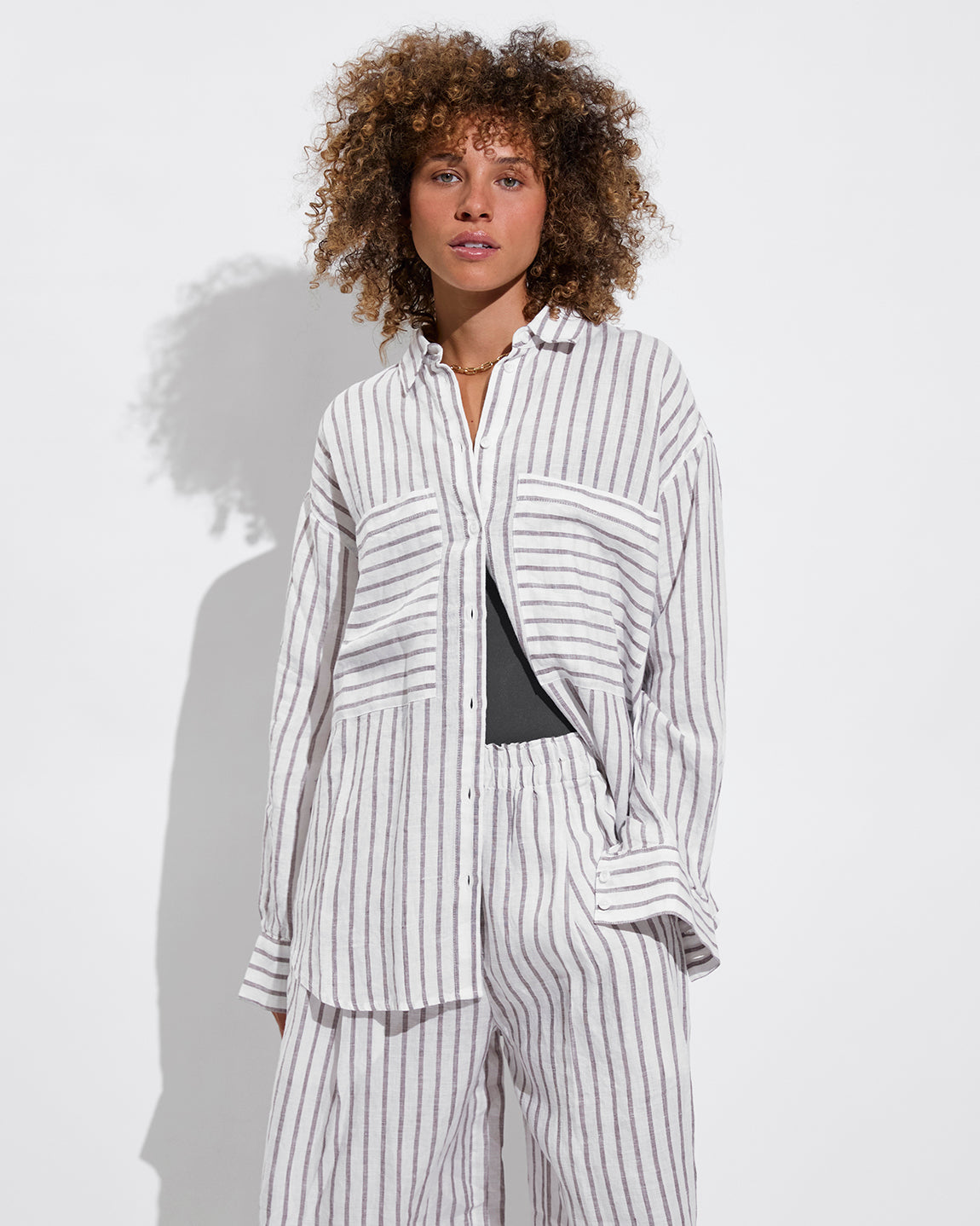 Getaway Button Down: Classic Stripe: Stormy / Coconut – Left On Friday